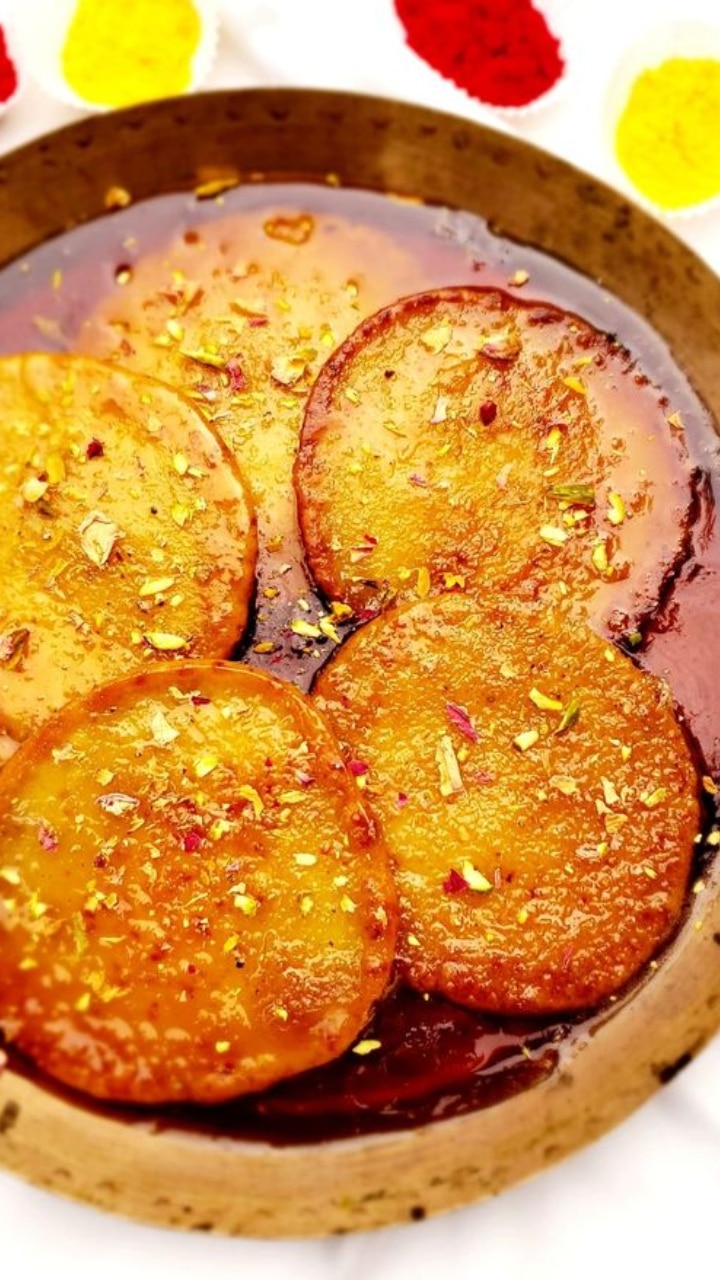 Hariyali Teej Recipe: हरियाली तीज पर अपने घर में बनाएं यह 7 लजीज़ पकवान