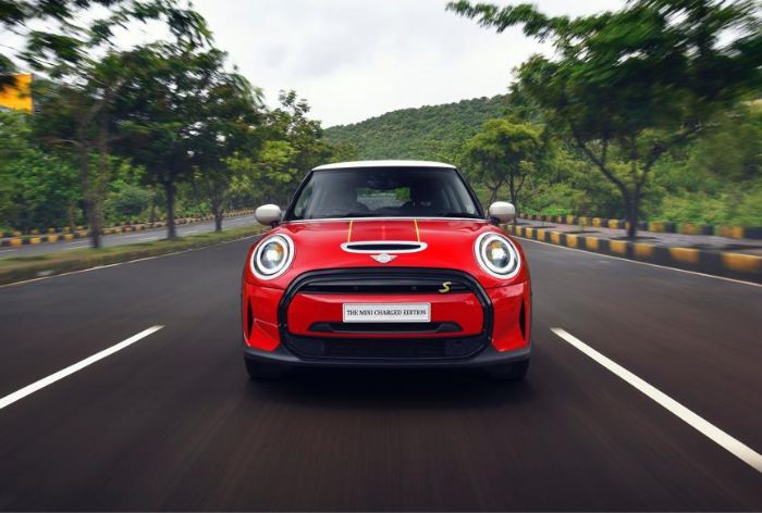 MINI चार्ज एडिशन भारत में हुई लॉन्च, सिर्फ 20 लोग ही खरीद सकेंगे