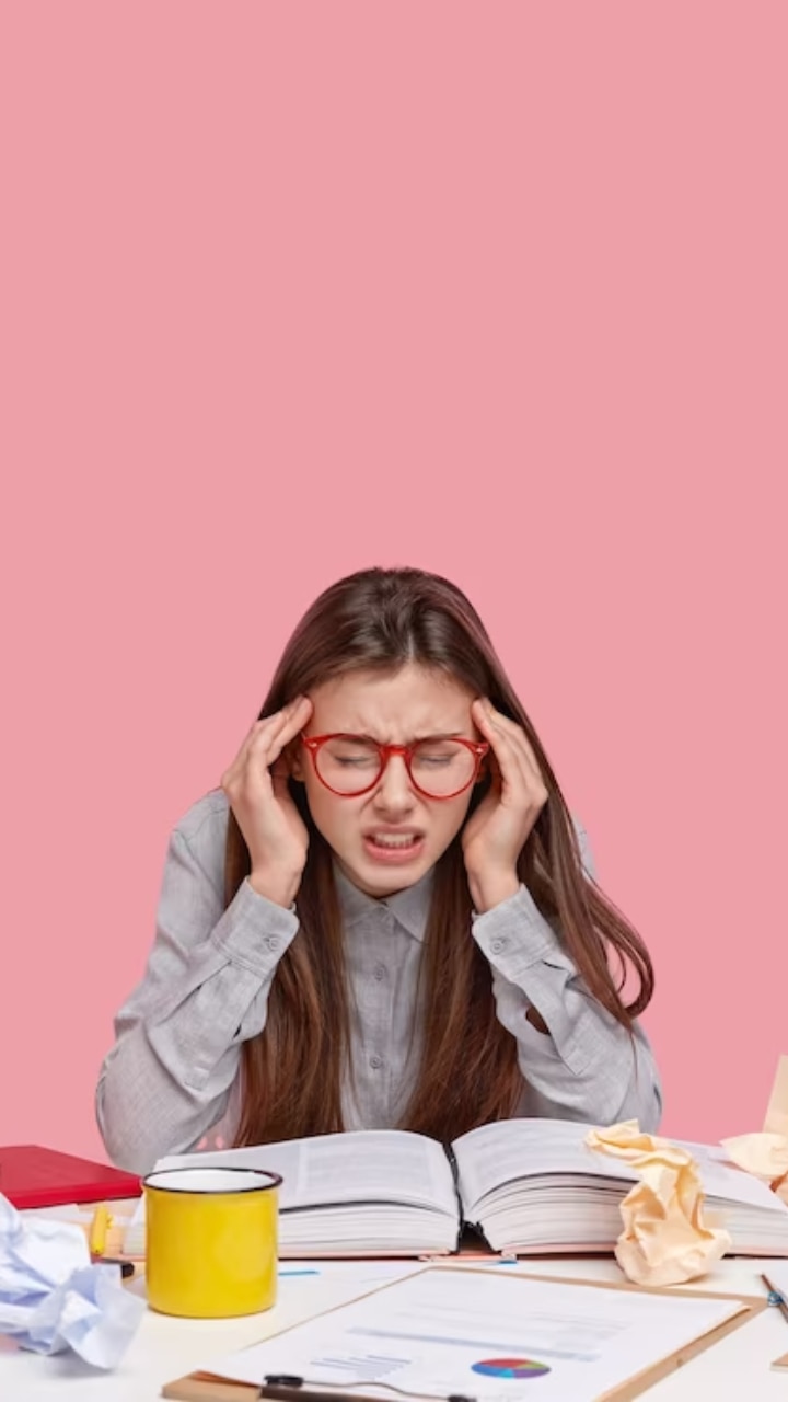 10 Side Effects of Excessive Mobile Phone Usage on Students