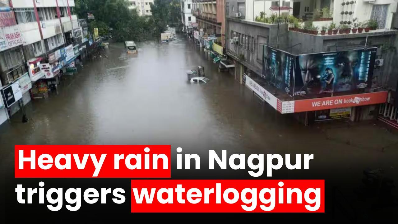 Visuals of Heavy Water Logging in Nagpur, Houses Inundated | India.com