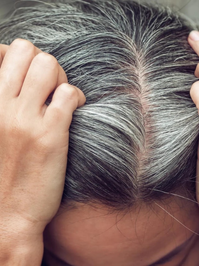 Best 7 Ways To Naturally Dye Your Grey Hair- In Pics