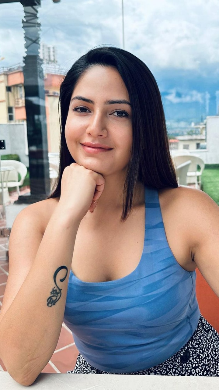 Meet Barsha Siwakoti, Nepal's Mystery Fan Girl Of Virat Kohli And Rohit Sharma