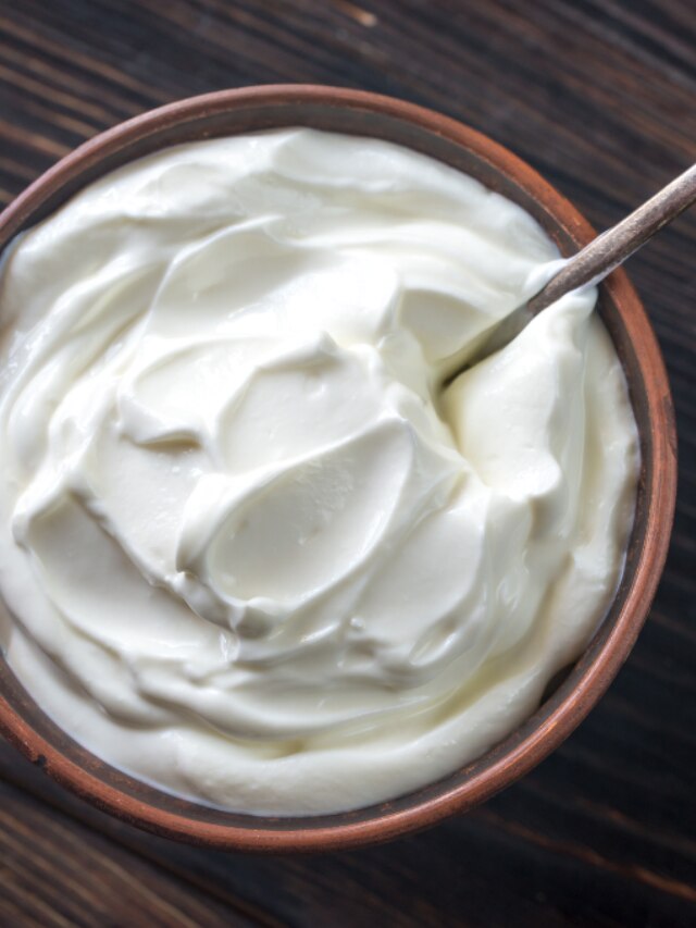 6 Disadvantages of Eating Curd at Night