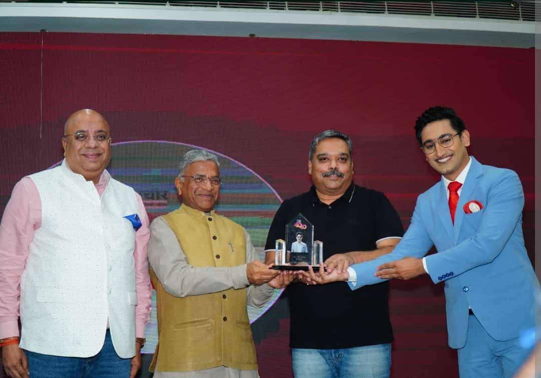 Prestigious Journalism Awards 40 Under 40 Conferred Ipon Distinguished Journalists Below 40