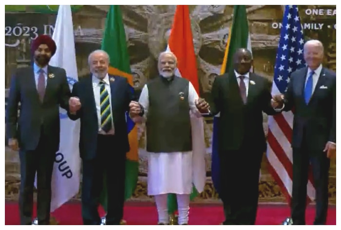 G 20 Summit: PM Modi’s Signature Handshake With Global Leaders Goes Viral; Watch
