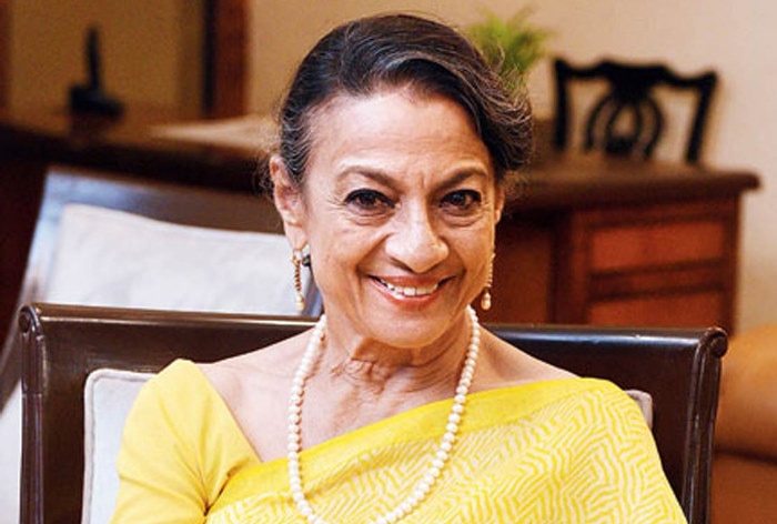 Tanuja Birthday : 80 साल की तनुजा की लाइफ के 10 सीक्रेट्स, फैंस भी है ...