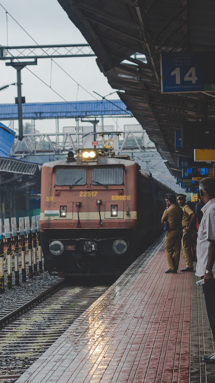 List of Railway Stations in Delhi With Code