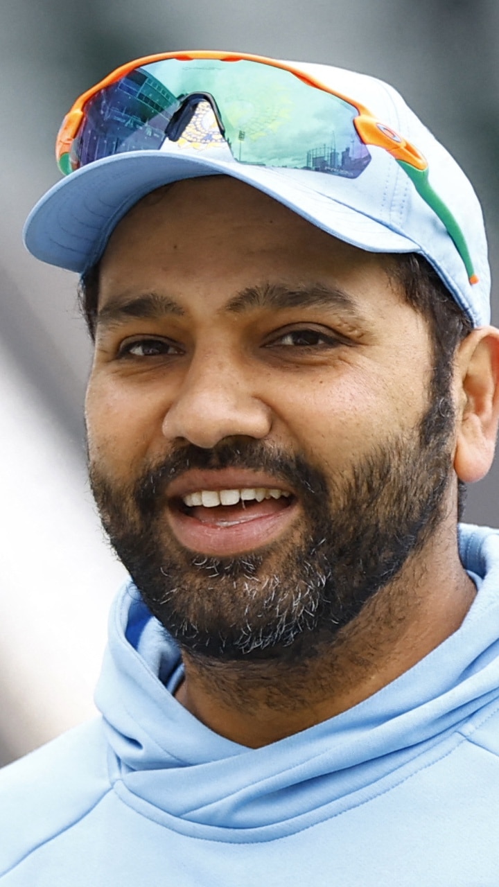 पाकिस्तान के खिलाफ मुकाबले में Rohit Sharma ने लगाई 'ट्रिपल सेंचुरी'