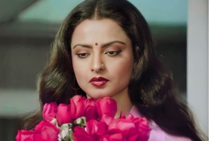 Rekha Birthday Special: 6 Beauty Trends Set By The Veteran Actress That ...