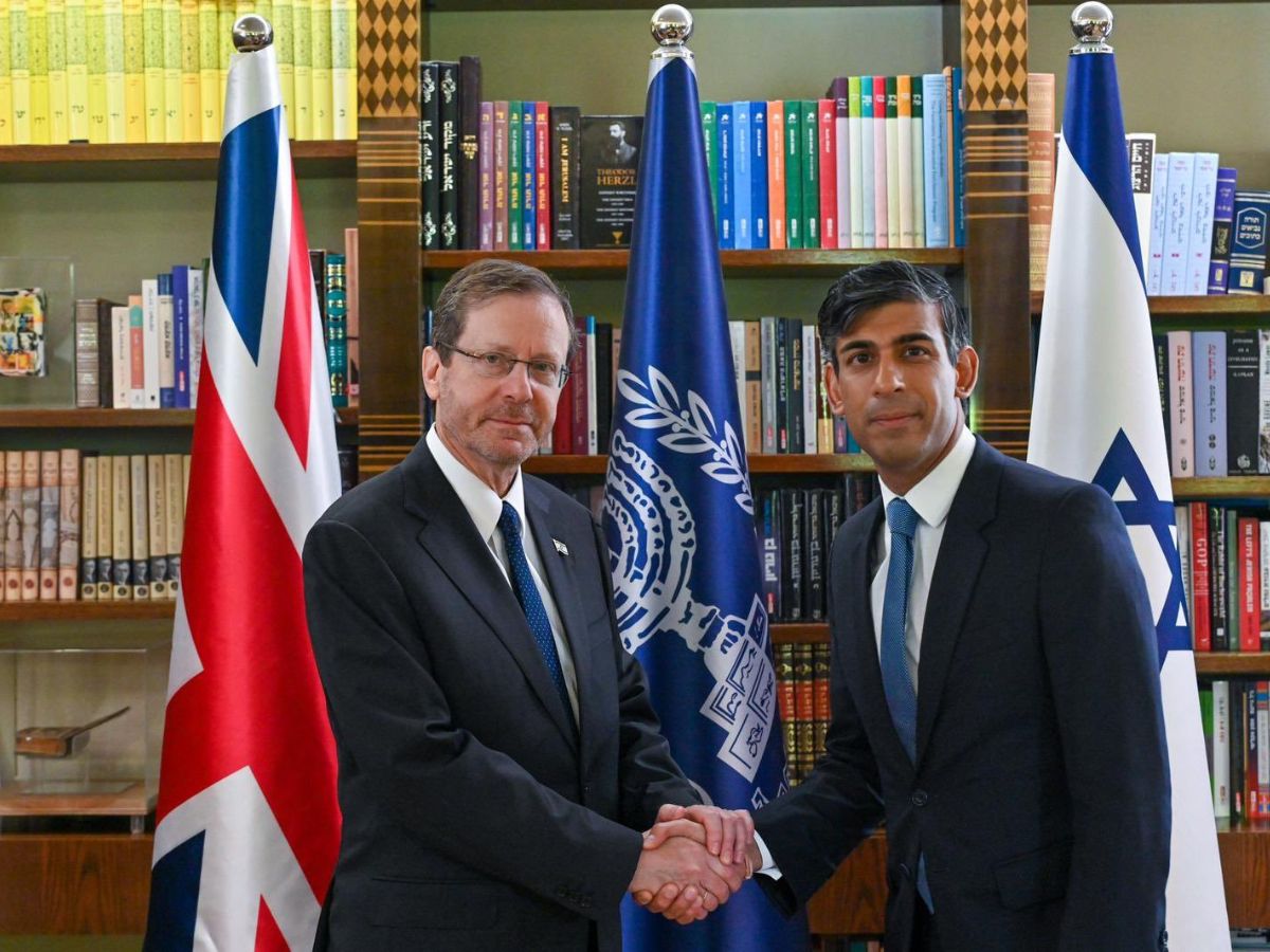 Rishi Sunak Meets Israel President, Agrees On Urgent Humanitarian ...