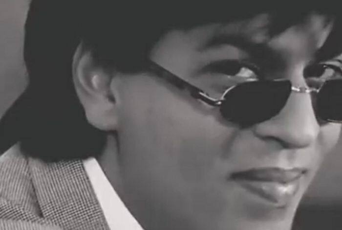 Netizens Searching 'SRK' Plus 'Your Name' in GIFs Goes Viral