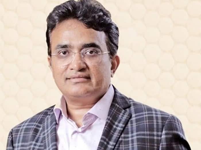 Wagh Bakri Executive Director Parag Desai Dies At 49 After Attack By ...