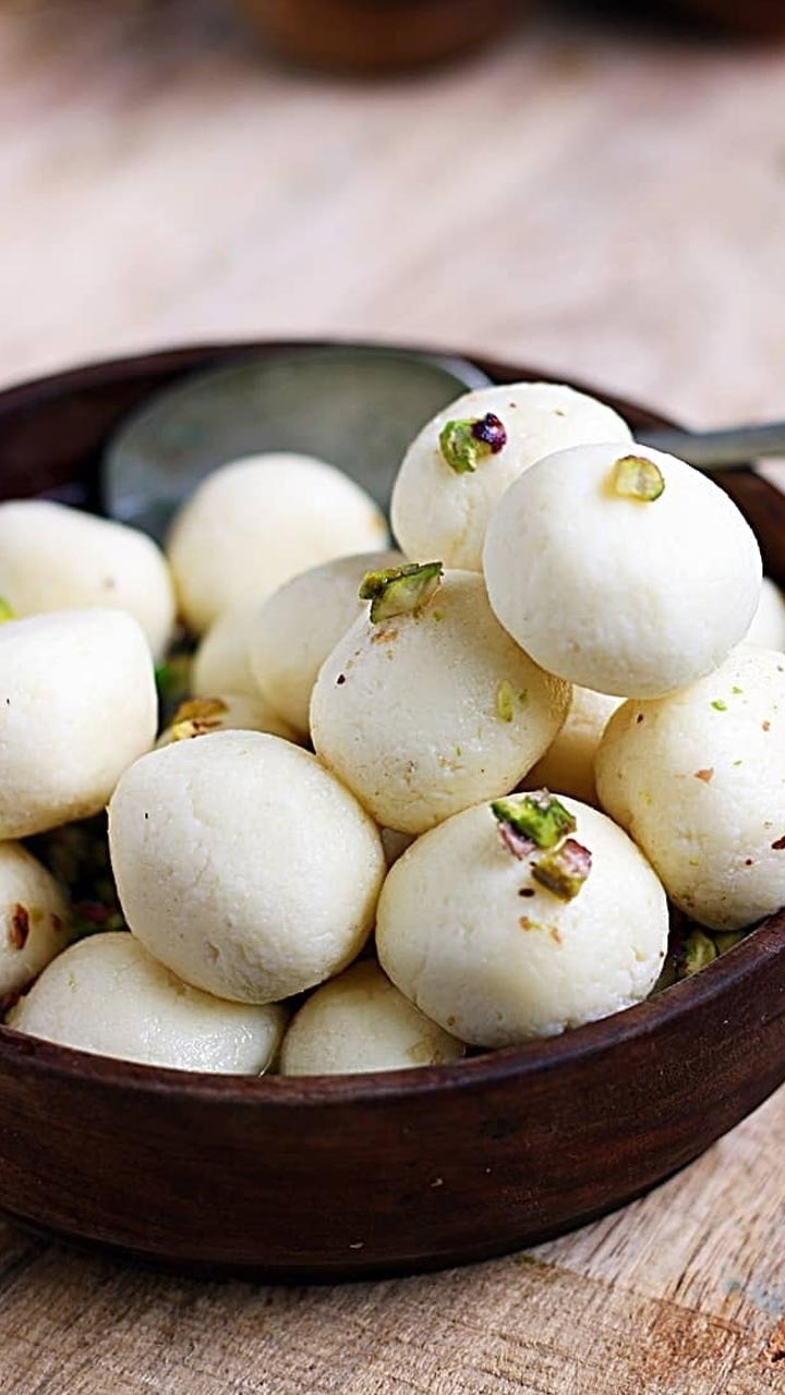 Durga Puja 2023: 8 Bengali Sweets to Try at Home
