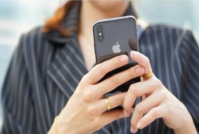 iPhone और iPad यूजर्स पर मंडरा रहा खतरा, भारत सरकार ने जारी की Warning ...