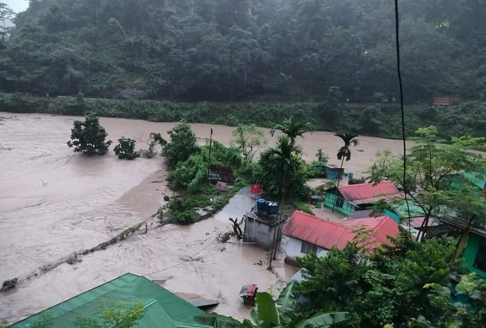 Cloudburst in Sikkim: Bridges on Teesta Washed Away; Photos And Videos ...