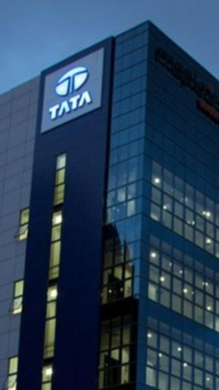 7 Industry Icons Who Have Headed The Tata Group Since Its Birth