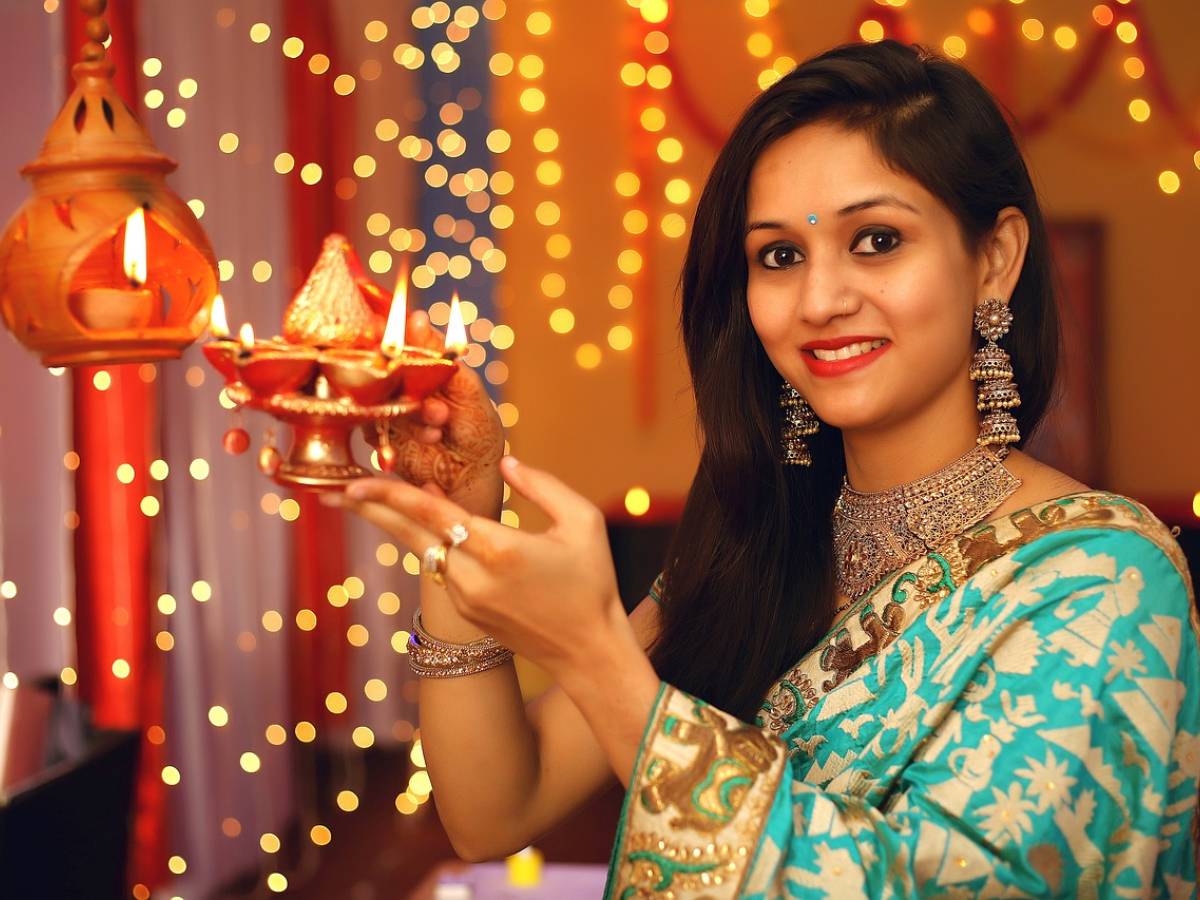 Choti Diwali 2023: नरक चतुर्दशी को क्यों कहते हैं छोटी दिवाली? जानिए ...