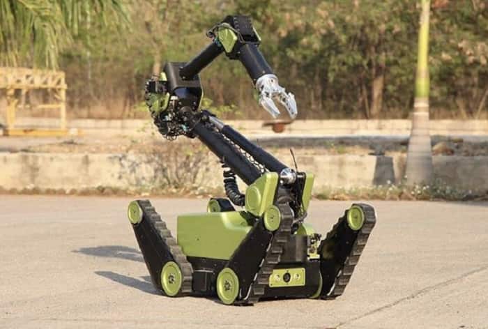 Meet Daksh Mini and Daksh Scout: Two Mini Robots Used in Rescue ...