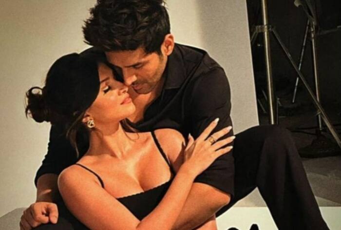 Is Kartik Aaryan Dating Tara Sutaria? This Steamy Hot Photo From His 33rd Birthday Bash Fuels ...