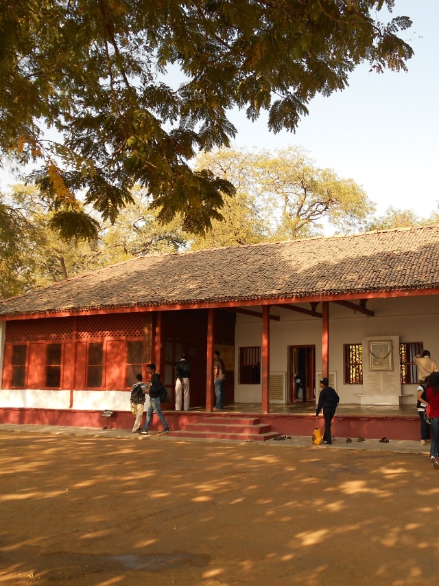 Top 8 Things to Know about Sabarmati Gandhi Ashram in Ahmedabad