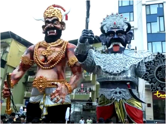 Diwali 2023 Watch People Burn Demon Narakasuras Effigy In Goa