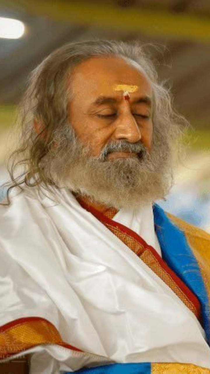 Top Quotes of Gurudev Sri Sri Ravi Shankar on Dreams
