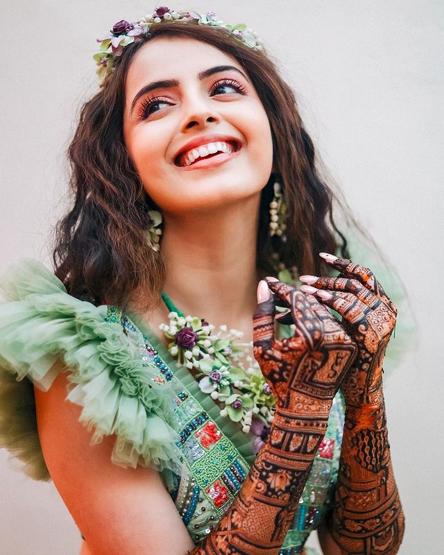 Ishqzaade की एक्ट्रेस Shrenu Parikh करने जा रही हैं अपने सपनों के ...