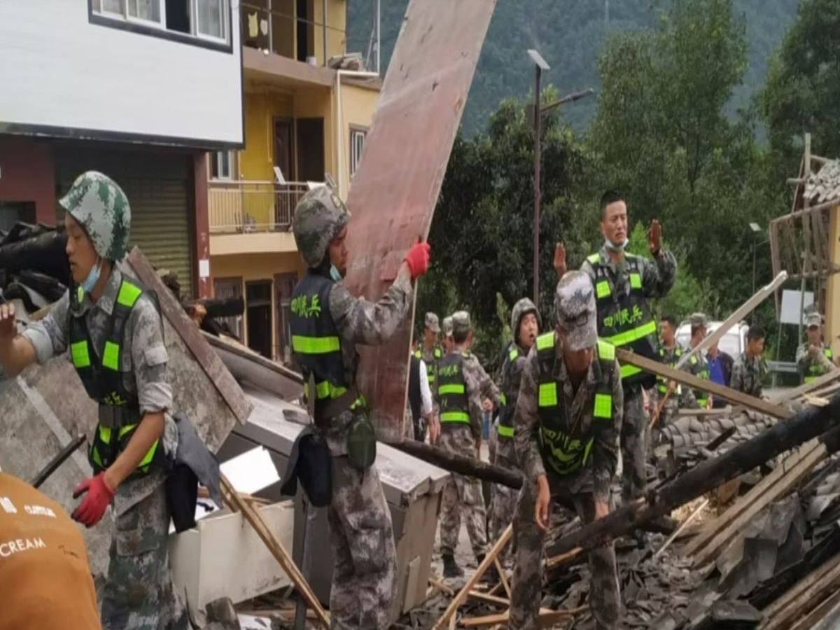China Earthquake: Over 118 Dead, 500 Injured As 6.2 Quake Hits Gansu ...