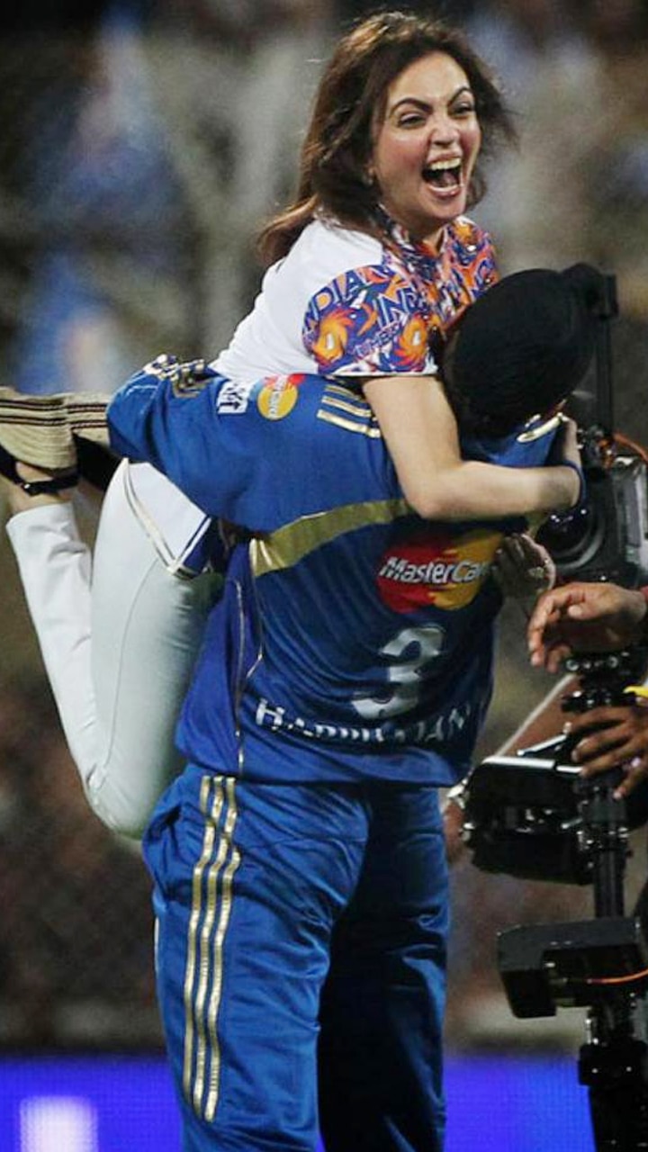 8 Best Photos of Nita Ambani With Mumbai IPL Team