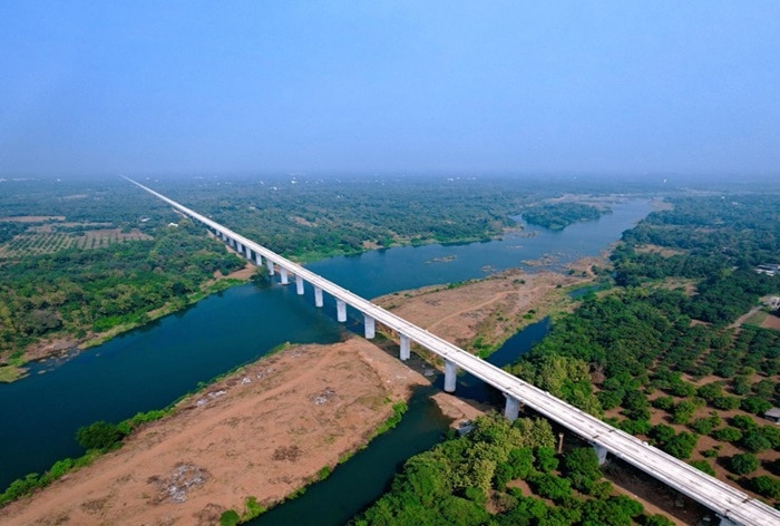 Railway Ministry Shares Breathtaking Image Of Auranga Bridge ...