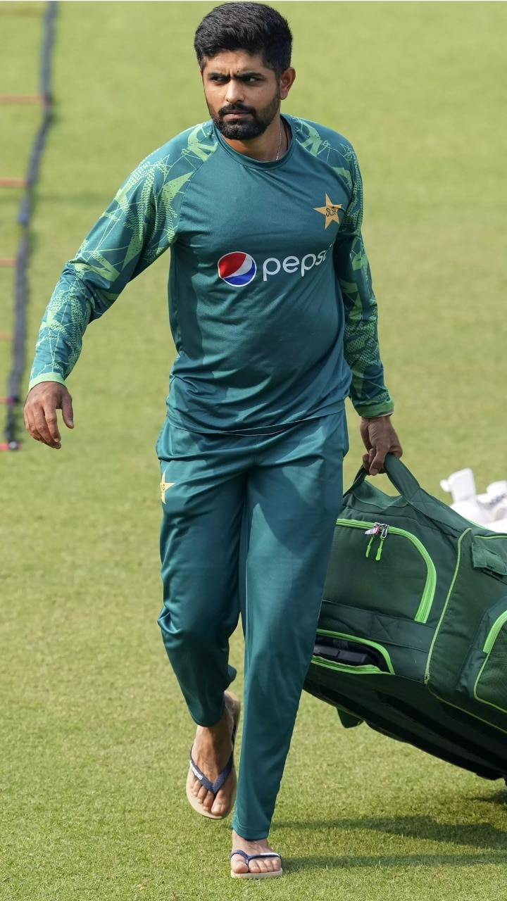 Babar Azam Education Qualification