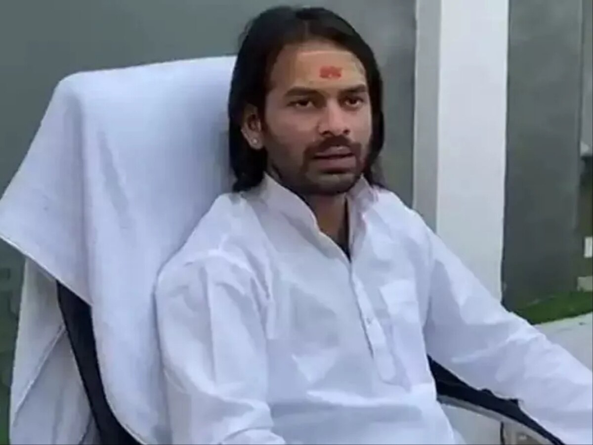 Nitish Kumar Should Be Conferred With 'Girgit Ratna' For Changing ...