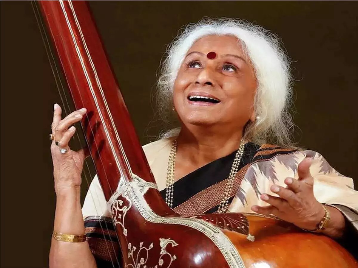 Prabha Atre Death : लीजेंडरी क्लासिकल सिंगर प्रभा अत्रे ने दुनिया को ...