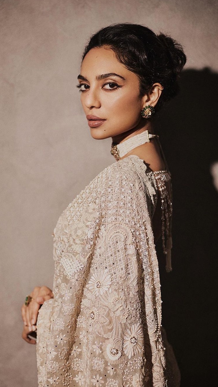 Sobhita Dhulipala Looks Mashallah in Ivory Chikankari Lace Saree - In Pics