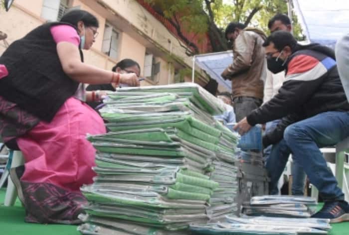 UP Board Answer Sheets To Be Numbered, Stitched to Check Tampering