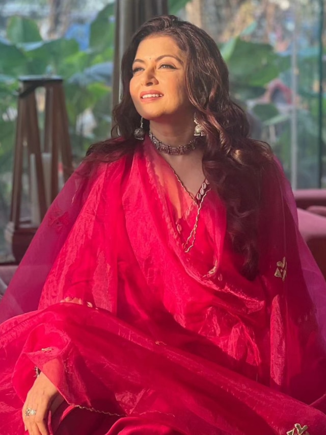 Bhagyashree's 6 Iconic Roles We Can Never Forget