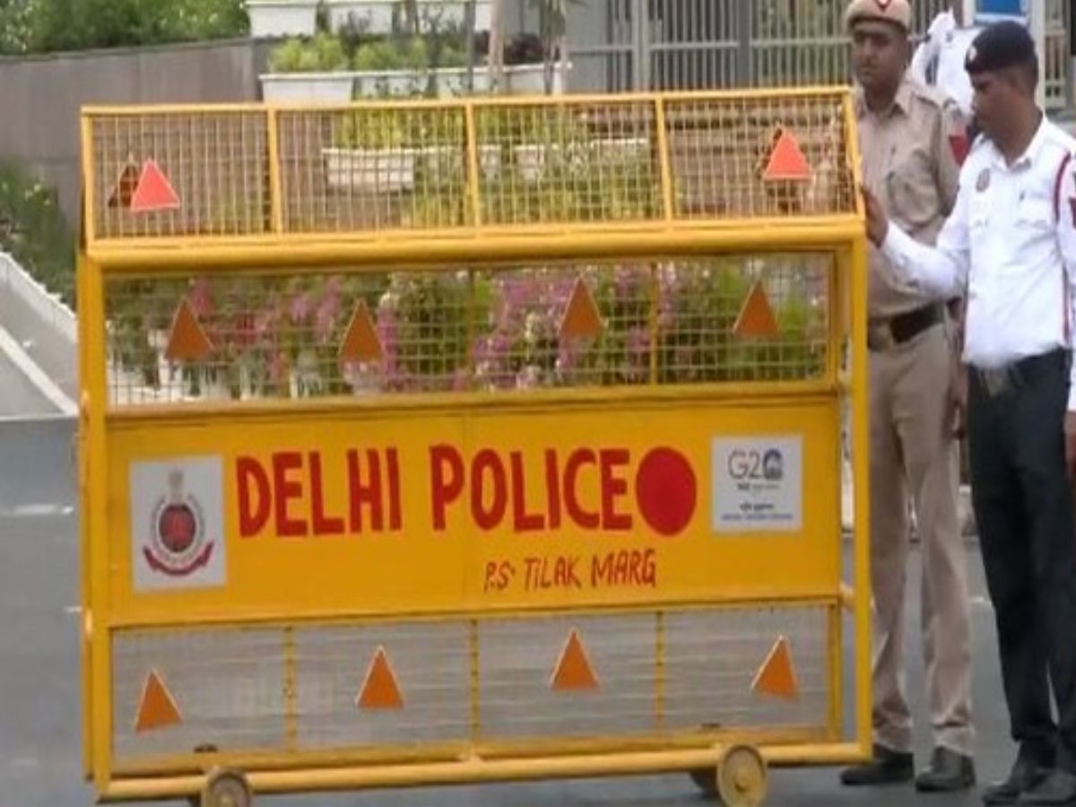 Security Beefed Up in Delhi, Police Deployed in Sensitive Reas After ...