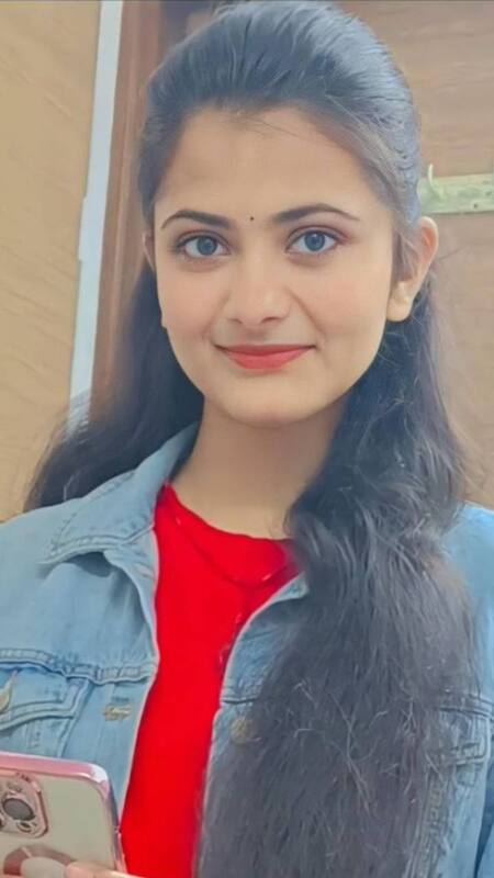 Divya Talwar's Instagram, Twitter & Facebook on IDCrawl