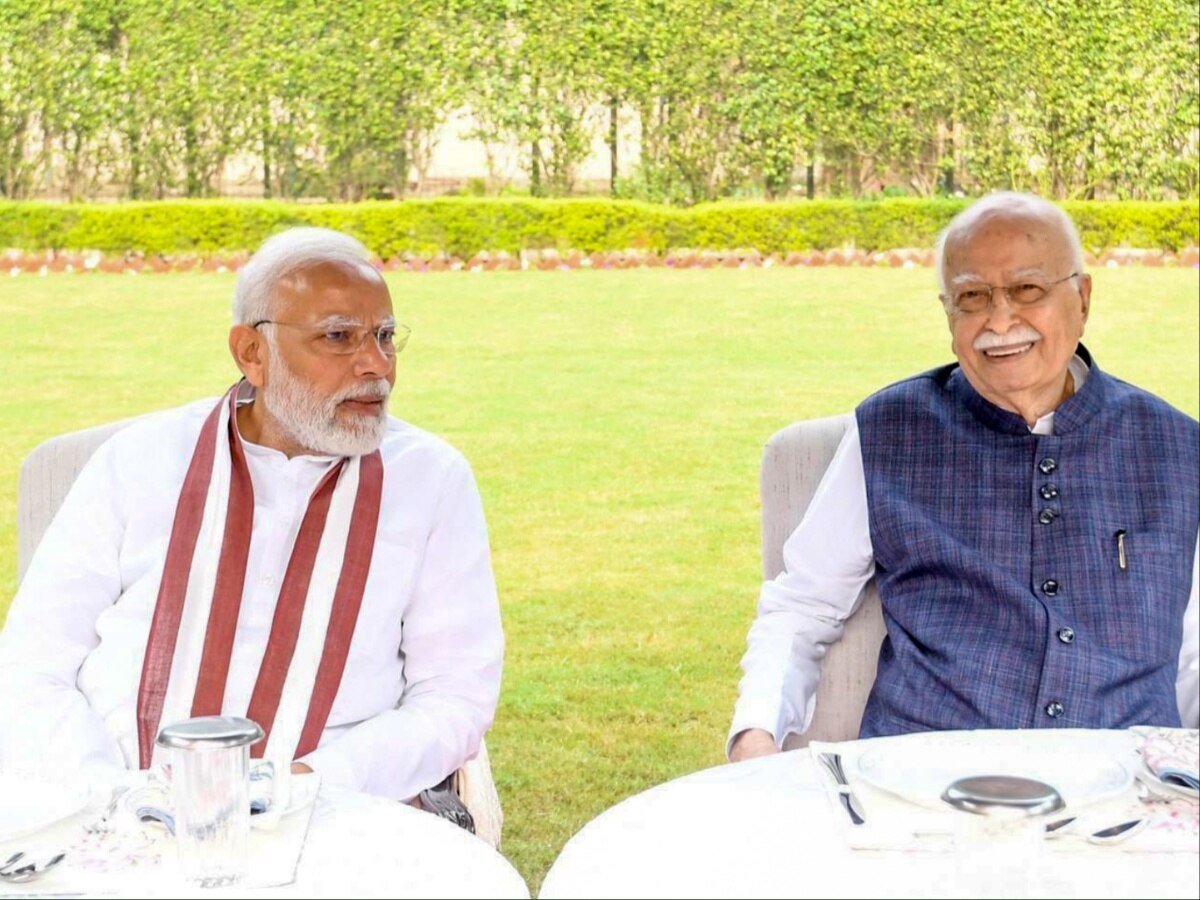 LK Advani 'Saved' Narendra Modi From Being Removed As Gujarat CM In ...