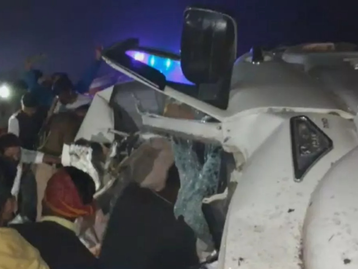 VIDEO: 9 Dead In Freak Road Crash As Truck, Jeep, Bike Collide In Bihar ...