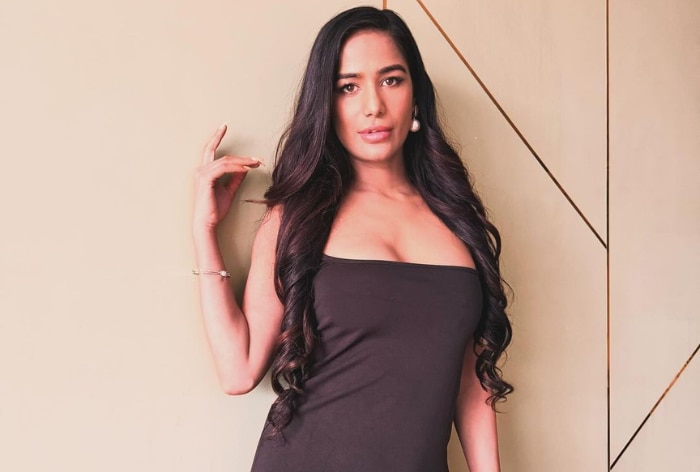 Poonam Pandey Shares Cryptic Post, Days After Facing Defamation Lawsuit- See Post