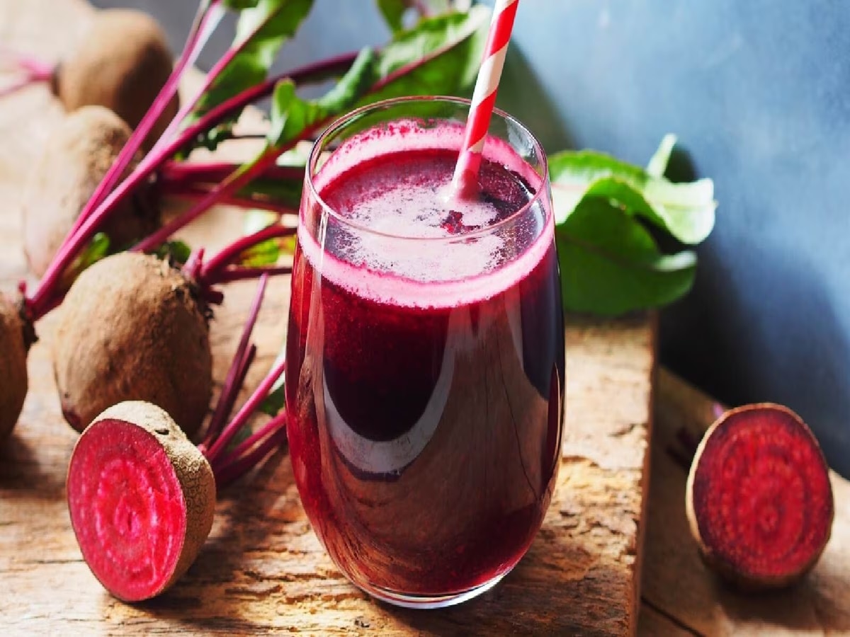 Beetroot Juice Benefits: रोज पीजिए एक गिलास चुकंदर का जूस, BP व कोलेस्ट्रॉल हो जाएगा छूमंतर