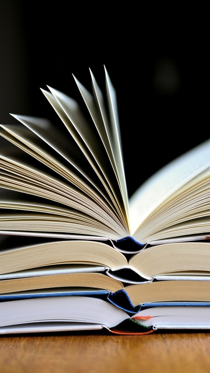 10 BEST Must Read Books Under 100 Pages