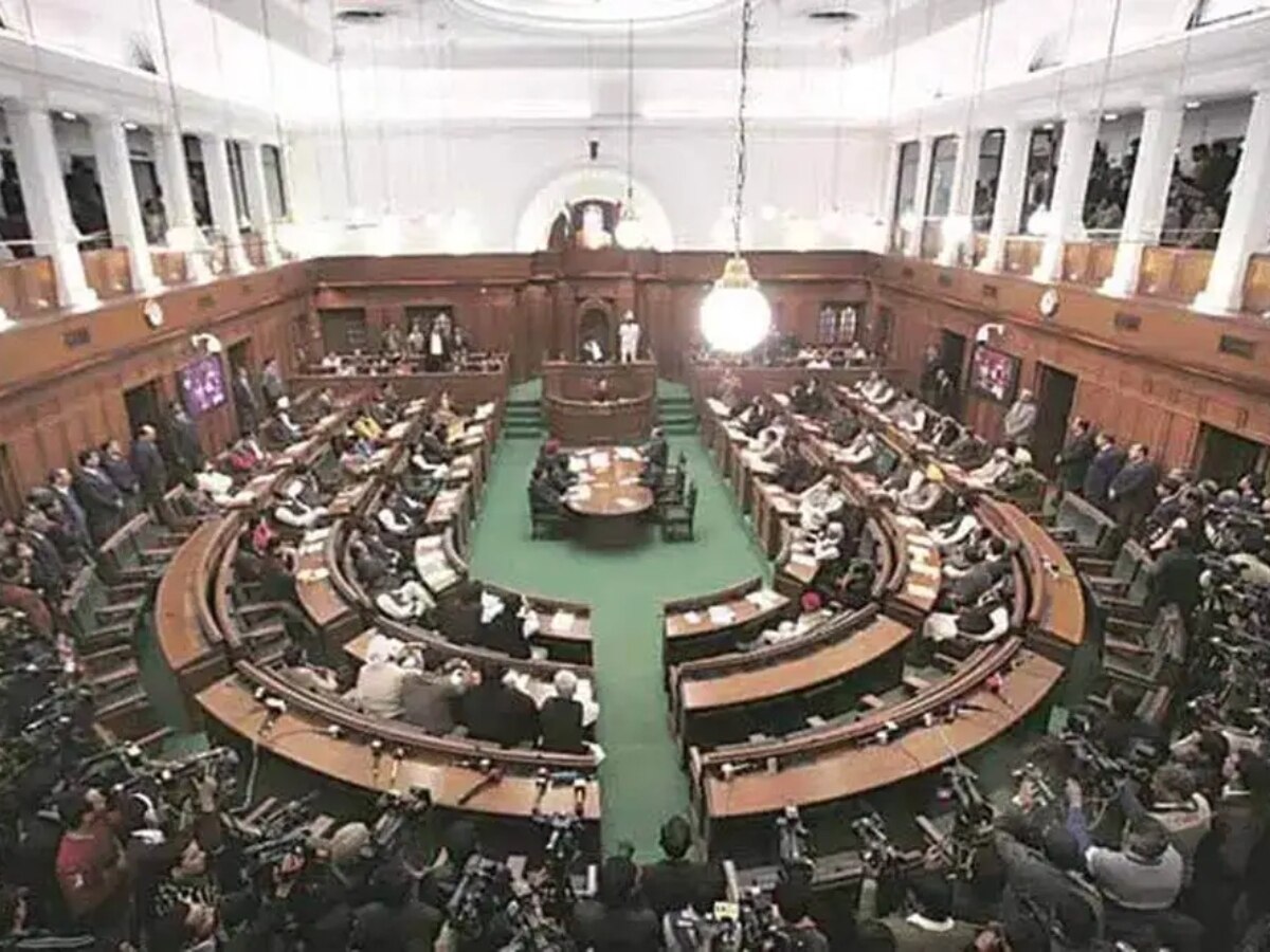 Uniform Civil Code: कैबिनेट में आज नहीं पेश होगा UCC ड्राफ्ट, जानें कब ...