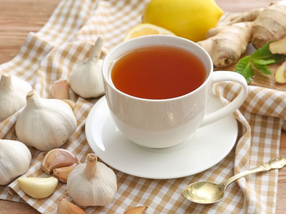 Garlic Tea Benefits: सेहत का खजाना है लहसुन की चाय, फायदे जानने के बाद ...