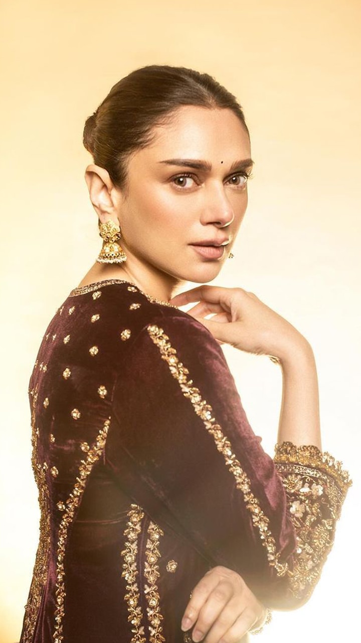 Aditi Rao Hydari's 13 Ethnic Looks For The Most Ethereal Wardrobe Ever