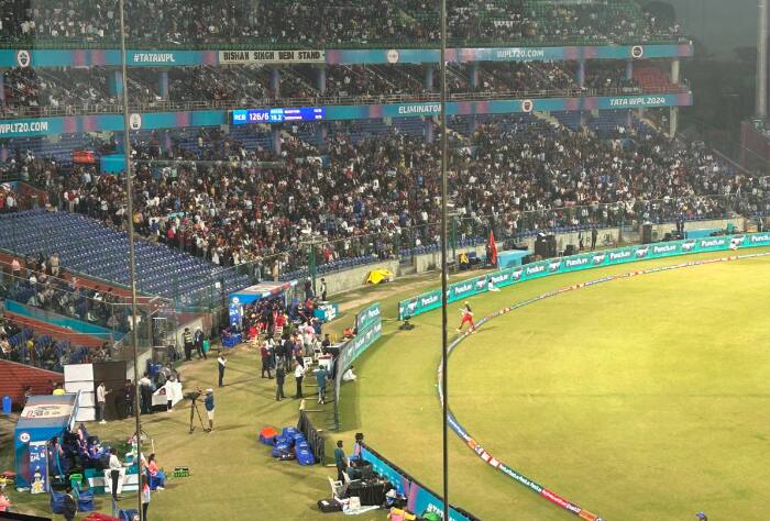 Ellyse Perry Gets Standing Ovation From 24,000 Delhi Fans In Arun ...