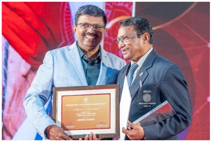 Hockey India Gave Me The Biggest Surprise: Ashok Kumar After Receiving Major Dhyan Chand ...