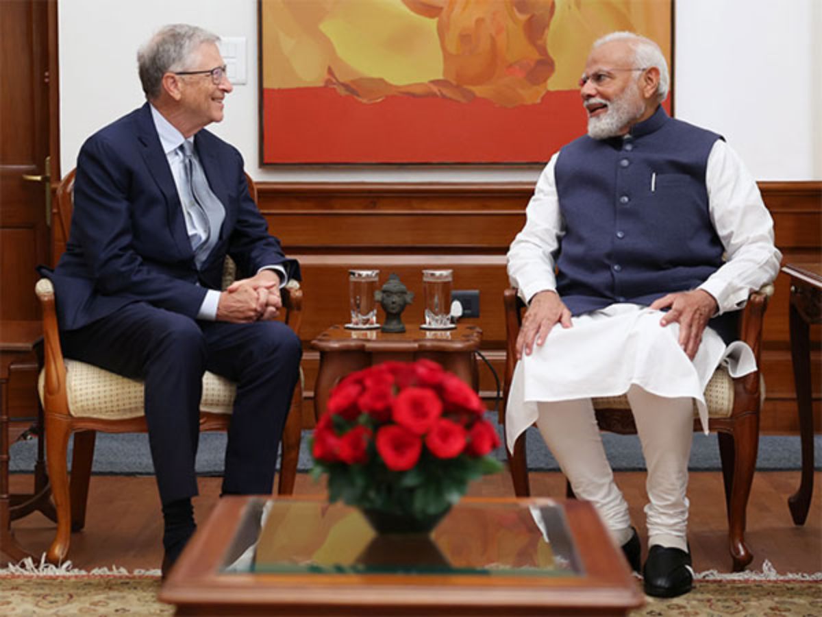PM Modi Meets Bill Gates, Leaders Discuss Artificial Intelligence ...