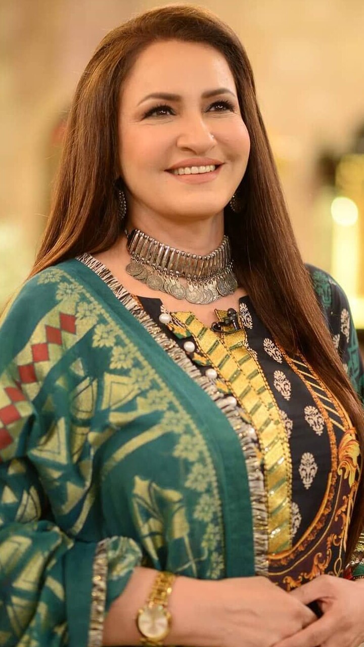 पाकिस्तान की 66 वर्षीय एक्ट्रेस को 22 साल के लड़के से मिला शादी का प्रपोजल